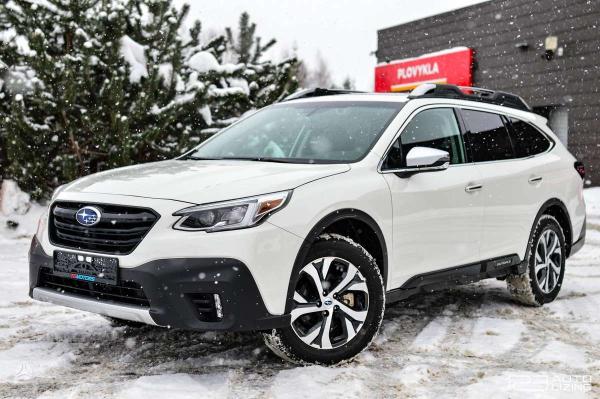 White Subaru Outback 2022 in Kretinga, with an engine capacity of 2.50 L and mileage of 59 thousand km for 24500 €, photo 1 on AUTOMOTO.COM.LV