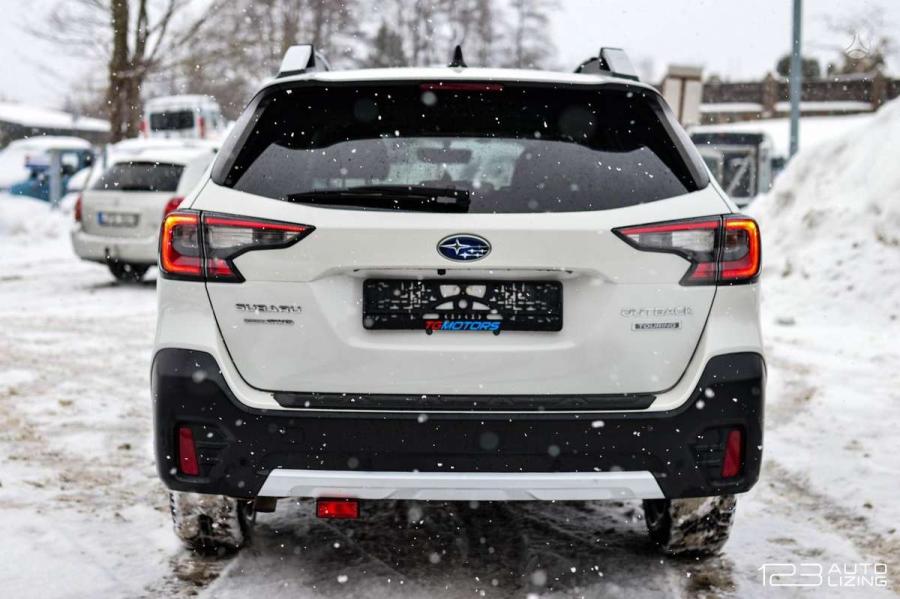 White Subaru Outback 2022 in Kretinga, with an engine capacity of 2.50 L and mileage of 59 thousand km for 24500 €, photo 6 on AUTOMOTO.COM.LV