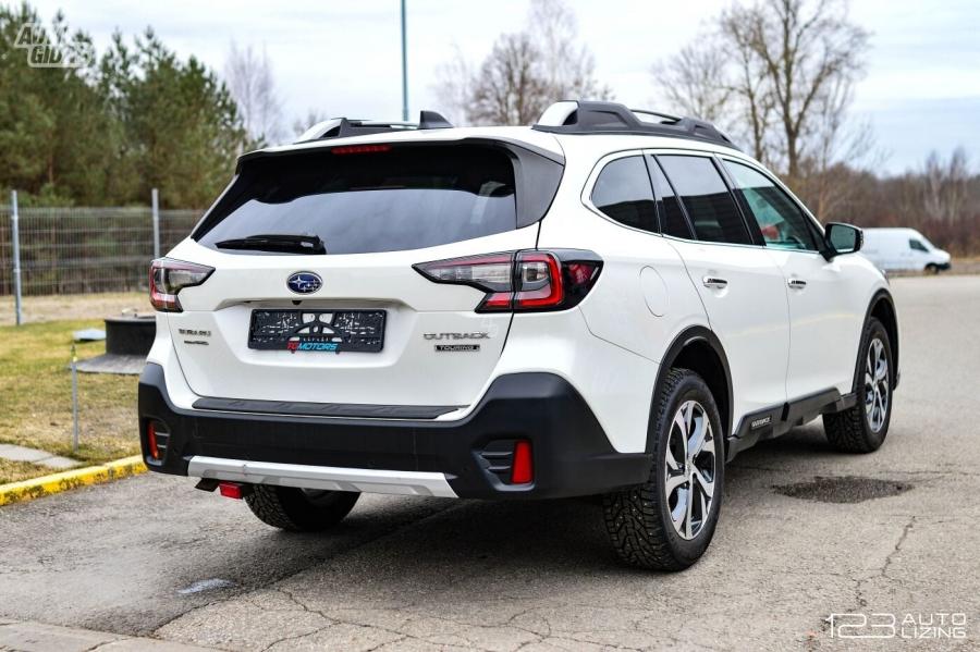 White Subaru Outback 2022 in Kretinga, with an engine capacity of 2.50 L and mileage of 59 thousand km for 24500 €, photo 5 on AUTOMOTO.COM.LV