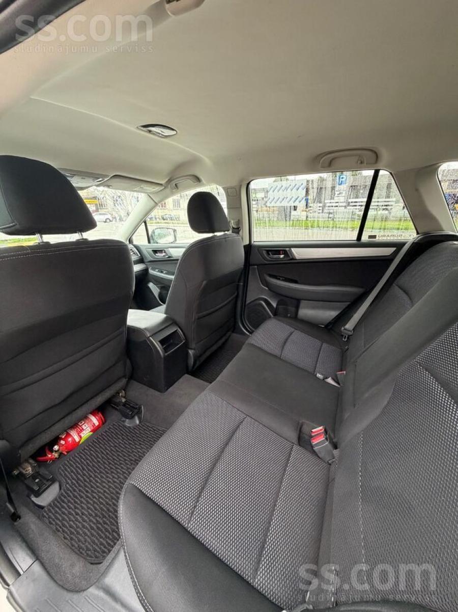 Balts Subaru Outback 2015 Rīga, ar dzinēja tilpumu 2.50 L un nobraukumu 170 tūkst. km par 10250 €, foto 8 vietnē AUTOMOTO.COM.LV