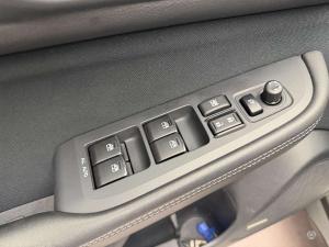 White Subaru Outback 2019 in Panevezys, with an engine capacity of 2.50 L and mileage of 195 thousand km for 15990 €, photo 12 on AUTOMOTO.COM.LV