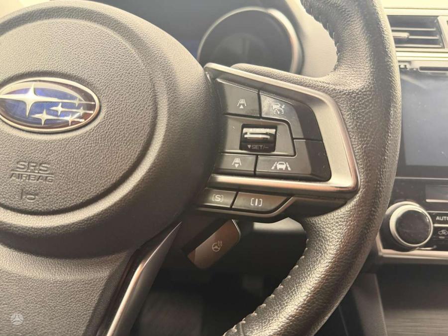 White Subaru Outback 2019 in Panevezys, with an engine capacity of 2.50 L and mileage of 195 thousand km for 15990 €, photo 22 on AUTOMOTO.COM.LV