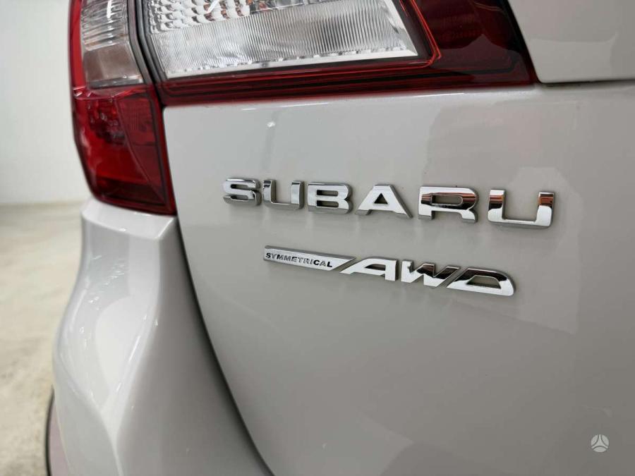 White Subaru Outback 2019 in Panevezys, with an engine capacity of 2.50 L and mileage of 195 thousand km for 15990 €, photo 43 on AUTOMOTO.COM.LV