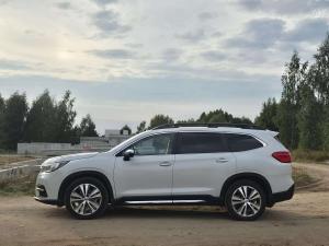 White Subaru Outback 2019 in Vilnius, with an engine capacity of 2.40 L and mileage of 189 thousand km for 16500 €, photo 3 on AUTOMOTO.COM.LV