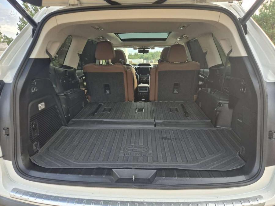 White Subaru Outback 2019 in Vilnius, with an engine capacity of 2.40 L and mileage of 189 thousand km for 16500 €, photo 17 on AUTOMOTO.COM.LV