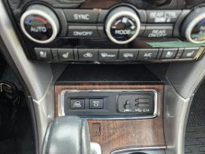 White Subaru Outback 2019 in Vilnius, with an engine capacity of 2.40 L and mileage of 189 thousand km for 16500 €, photo 24 on AUTOMOTO.COM.LV