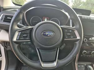 White Subaru Outback 2019 in Vilnius, with an engine capacity of 2.40 L and mileage of 189 thousand km for 16500 €, photo 31 on AUTOMOTO.COM.LV