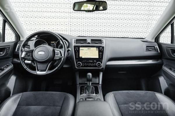 White Subaru Outback 2020 in Riga, with an engine capacity of 2.50 L and mileage of 159 thousand km for 17800 €, photo 6 on AUTOMOTO.COM.LV