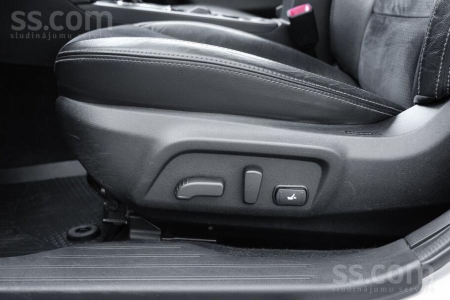 Balts Subaru Outback 2020 Rīga, ar dzinēja tilpumu 2.50 L un nobraukumu 159 tūkst. km par 17800 €, foto 8 vietnē AUTOMOTO.COM.LV
