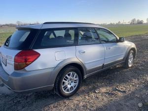 White Subaru Outback 2004 in Marijampole, with an engine capacity of 2.46 L and mileage of 265 thousand km for 2800 €, photo 9 on AUTOMOTO.COM.LV