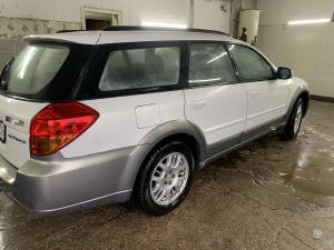 White Subaru Outback 2004 in Marijampole, with an engine capacity of 2.46 L and mileage of 265 thousand km for 2800 €, photo 17 on AUTOMOTO.COM.LV