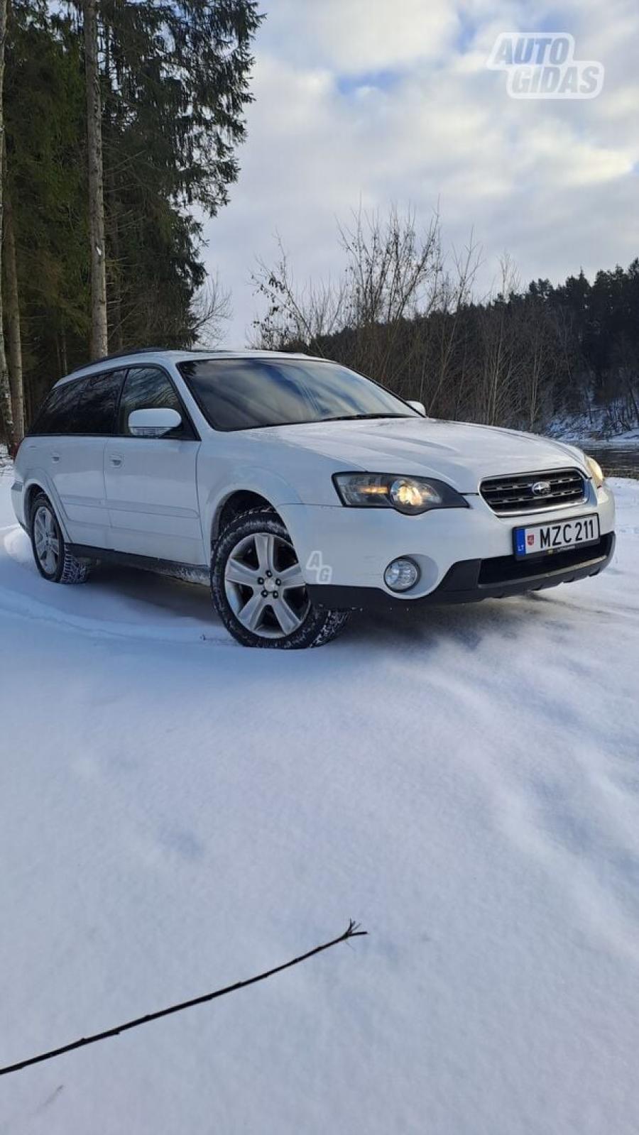 White Subaru Outback 2004 in Vilnius, with an engine capacity of 3.00 L and mileage of 366 thousand km for 2900 €, photo 1 on AUTOMOTO.COM.LV