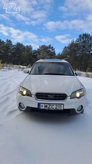 White Subaru Outback 2004 in Vilnius, with an engine capacity of 3.00 L and mileage of 366 thousand km for 2900 €, photo 5 on AUTOMOTO.COM.LV