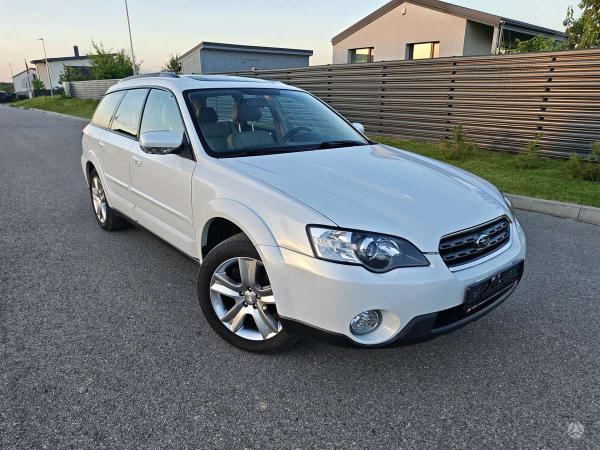 White Subaru Outback 2006 in Vilnius, with an engine capacity of 3.00 L and mileage of 217 thousand km for 4650 €, photo 1 on AUTOMOTO.COM.LV