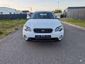 White Subaru Outback 2006 in Vilnius, with an engine capacity of 3.00 L and mileage of 217 thousand km for 4650 €, photo 6 on AUTOMOTO.COM.LV