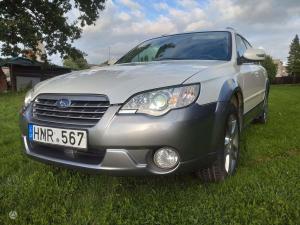 White Subaru Outback 2007 in Skuodas, with an engine capacity of 2.50 L and mileage of 410 thousand km for 2400 €, photo 16 on AUTOMOTO.COM.LV