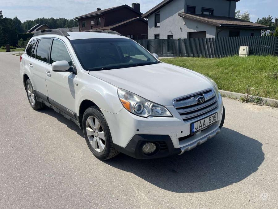 Balts Subaru Outback 2010 Kauņa, ar dzinēja tilpumu 2.46 L un nobraukumu 322 tūkst. km par 4300 €, foto 6 vietnē AUTOMOTO.COM.LV