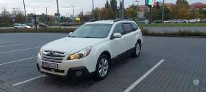 White Subaru Outback 2010 in Vilnius, with an engine capacity of 2.46 L and mileage of 213 thousand km for 4500 €, photo 3 on AUTOMOTO.COM.LV