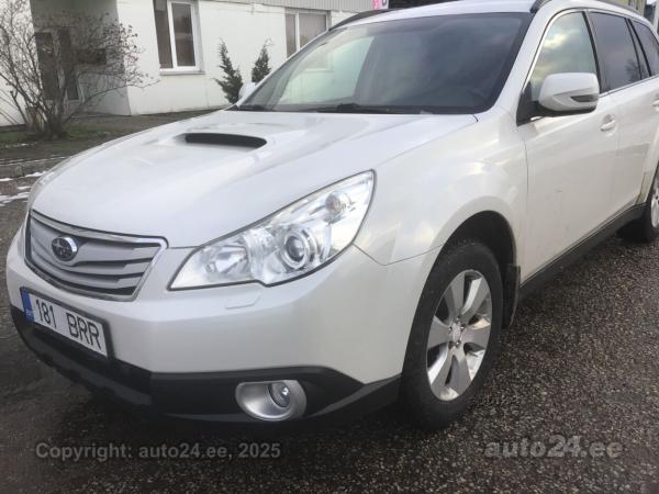 Balts Subaru Outback 2011 Tartu, ar dzinēja tilpumu 2.00 L un nobraukumu 0 tūkst. km par 2800 €, foto 1 vietnē AUTOMOTO.COM.LV