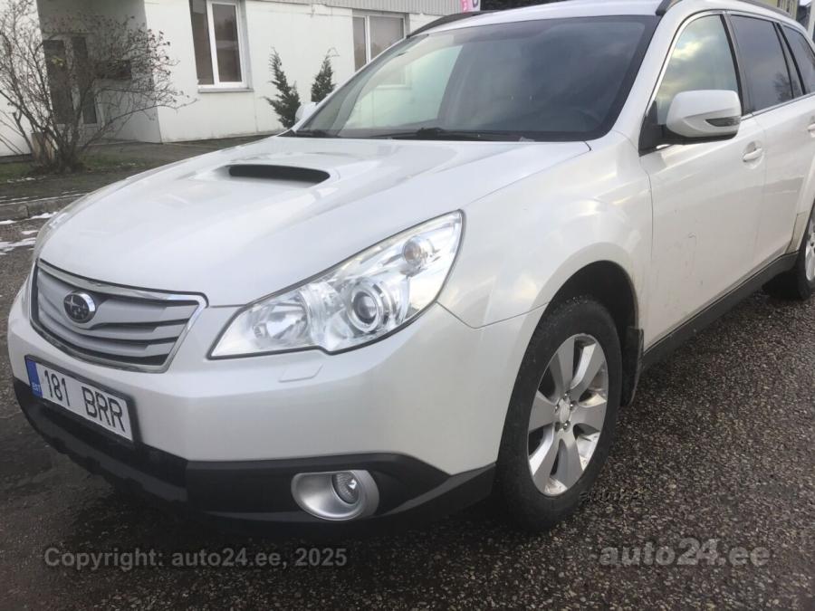Balts Subaru Outback 2011 Tartu, ar dzinēja tilpumu 2.00 L un nobraukumu 0 tūkst. km par 2800 €, foto 1 vietnē AUTOMOTO.COM.LV