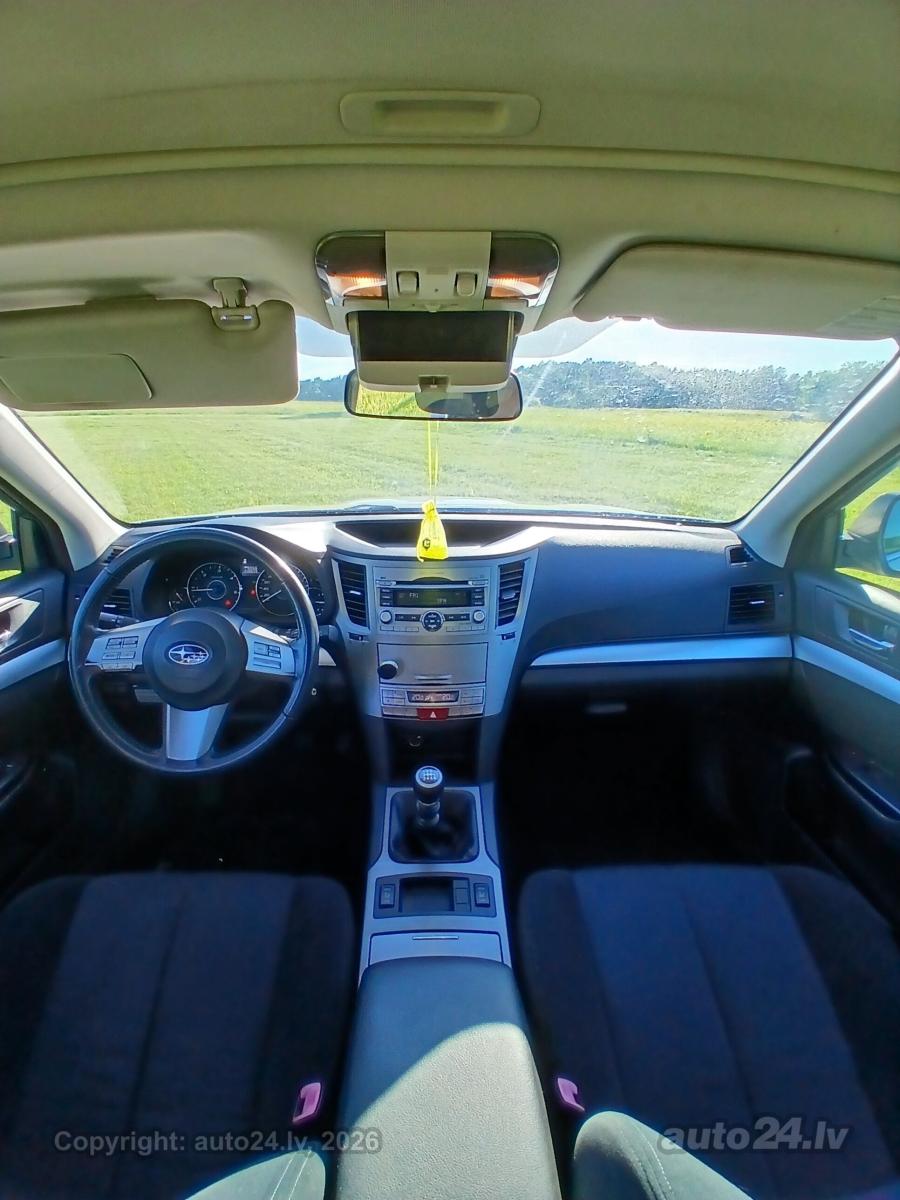 Balts Subaru Outback 2011 Kuresāre, ar dzinēja tilpumu 2.00 L un nobraukumu 239 tūkst. km par 3350 €, foto 6 vietnē AUTOMOTO.COM.LV