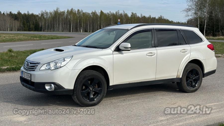 Balts Subaru Outback 2012 Viljandi, ar dzinēja tilpumu 2.00 L un nobraukumu 388 tūkst. km par 2490 €, foto 3 vietnē AUTOMOTO.COM.LV