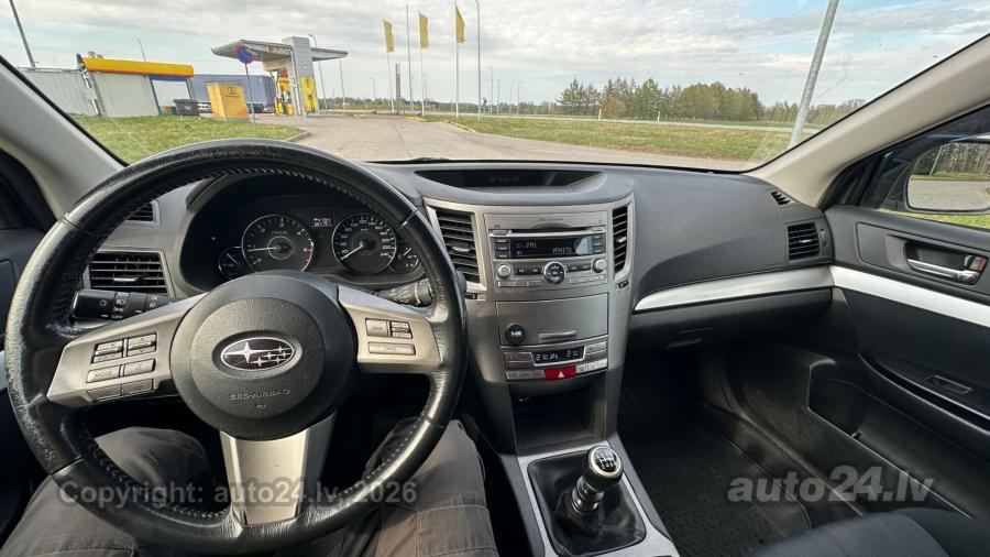 Balts Subaru Outback 2012 Viljandi, ar dzinēja tilpumu 2.00 L un nobraukumu 388 tūkst. km par 2490 €, foto 17 vietnē AUTOMOTO.COM.LV