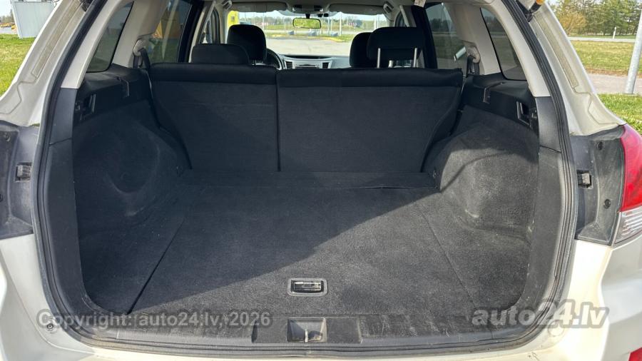 Balts Subaru Outback 2012 Viljandi, ar dzinēja tilpumu 2.00 L un nobraukumu 388 tūkst. km par 2490 €, foto 25 vietnē AUTOMOTO.COM.LV
