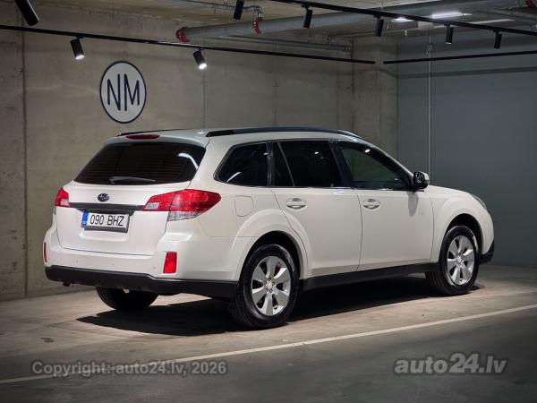 Balts Subaru Outback 2012 Tallina, ar dzinēja tilpumu 2.50 L un nobraukumu 186 tūkst. km par 6490 €, foto 2 vietnē AUTOMOTO.COM.LV