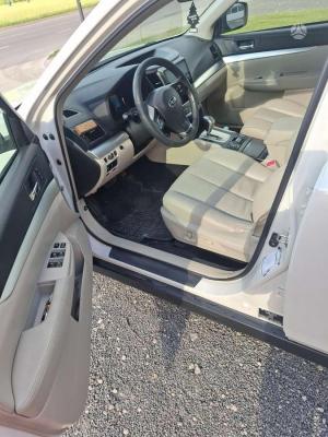 Balts Subaru Outback 2013 Kauņa, ar dzinēja tilpumu 2.50 L un nobraukumu 424 tūkst. km par 5500 €, foto 9 vietnē AUTOMOTO.COM.LV