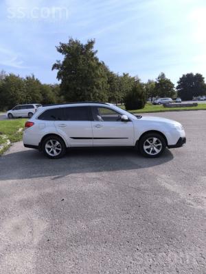 Balts Subaru Outback 2014 Saldus, ar dzinēja tilpumu 2.00 L un nobraukumu 220 tūkst. km par 3500 €, foto 3 vietnē AUTOMOTO.COM.LV