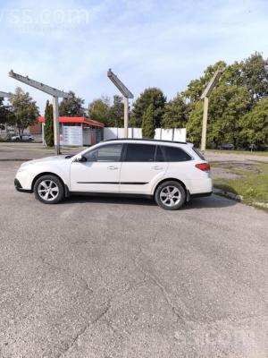 Balts Subaru Outback 2014 Saldus, ar dzinēja tilpumu 2.00 L un nobraukumu 220 tūkst. km par 3500 €, foto 4 vietnē AUTOMOTO.COM.LV