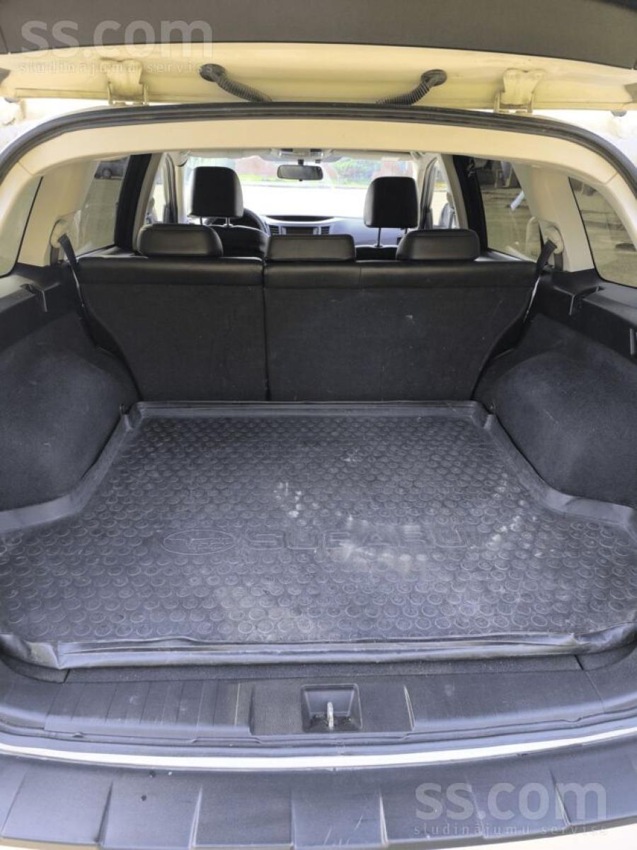 Balts Subaru Outback 2014 Saldus, ar dzinēja tilpumu 2.00 L un nobraukumu 220 tūkst. km par 3500 €, foto 7 vietnē AUTOMOTO.COM.LV