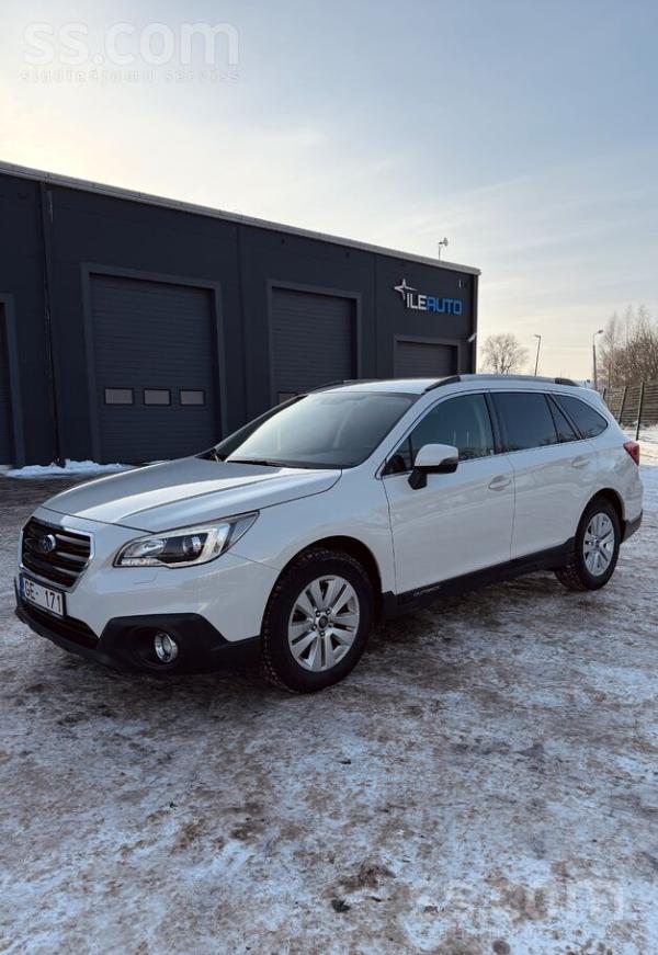Balts Subaru Outback 2015 Rīga, ar dzinēja tilpumu 2.00 L un nobraukumu 271 tūkst. km par 12250 €, foto 2 vietnē AUTOMOTO.COM.LV
