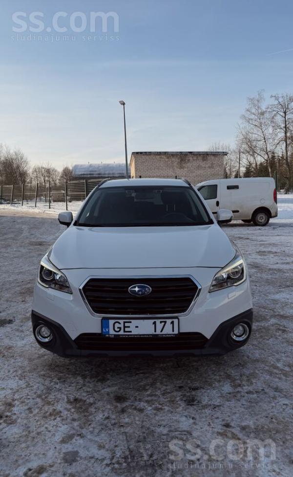 Balts Subaru Outback 2015 Rīga, ar dzinēja tilpumu 2.00 L un nobraukumu 271 tūkst. km par 12250 €, foto 3 vietnē AUTOMOTO.COM.LV