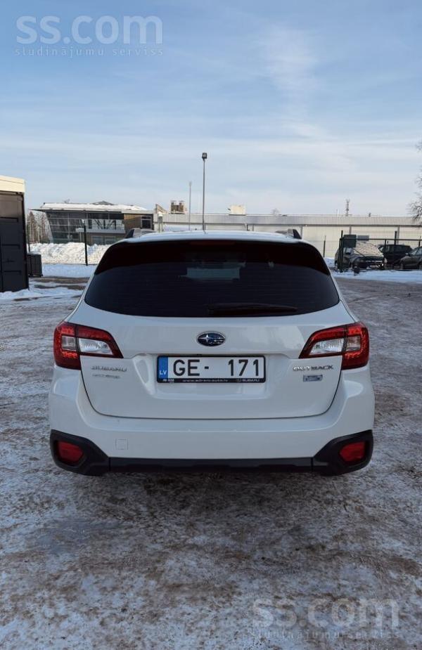 Balts Subaru Outback 2015 Rīga, ar dzinēja tilpumu 2.00 L un nobraukumu 271 tūkst. km par 12250 €, foto 6 vietnē AUTOMOTO.COM.LV