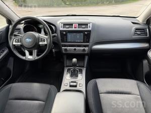 White Subaru Outback 2015 in Jurmala, with an engine capacity of 2.50 L and mileage of 250 thousand km for 8550 €, photo 24 on AUTOMOTO.COM.LV