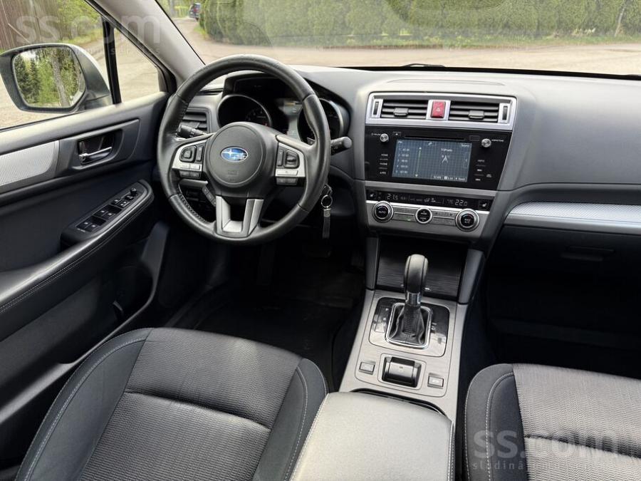 White Subaru Outback 2015 in Jurmala, with an engine capacity of 2.50 L and mileage of 250 thousand km for 8550 €, photo 25 on AUTOMOTO.COM.LV