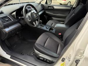 White Subaru Outback 2015 in Jurmala, with an engine capacity of 2.50 L and mileage of 250 thousand km for 8550 €, photo 26 on AUTOMOTO.COM.LV