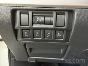 White Subaru Outback 2015 in Jurmala, with an engine capacity of 2.50 L and mileage of 250 thousand km for 8550 €, photo 28 on AUTOMOTO.COM.LV