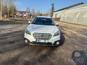 Белый Субару Аутбек 2015 в Огре, объемом двигателя 2.50 л и пробегом 132 тыс. км за 12200 €, фото 3 на AUTOMOTO.COM.LV