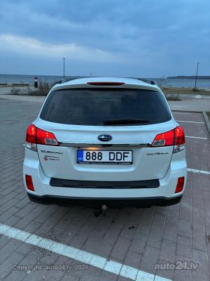 Balts Subaru Outback 2015 Tallina, ar dzinēja tilpumu 2.50 L un nobraukumu 149 tūkst. km par 12990 €, foto 6 vietnē AUTOMOTO.COM.LV