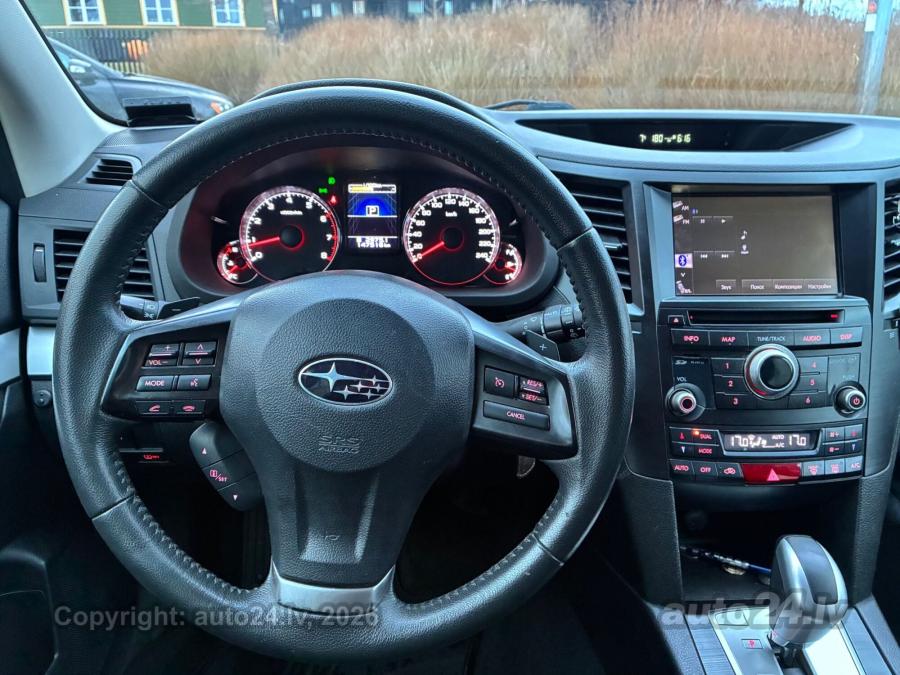 Balts Subaru Outback 2015 Tallina, ar dzinēja tilpumu 2.50 L un nobraukumu 149 tūkst. km par 12990 €, foto 8 vietnē AUTOMOTO.COM.LV