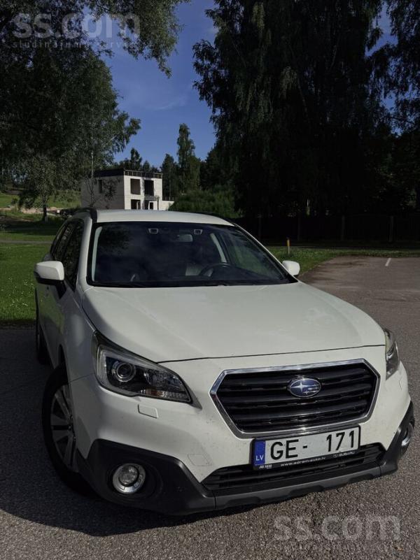 Balts Subaru Outback 2015 Rīga, ar dzinēja tilpumu 2.00 L un nobraukumu 278 tūkst. km par 10500 €, foto 2 vietnē AUTOMOTO.COM.LV