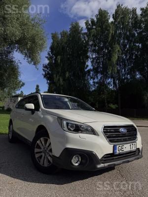 White Subaru Outback 2015 in Riga, with an engine capacity of 2.00 L and mileage of 278 thousand km for 10500 €, photo 4 on AUTOMOTO.COM.LV