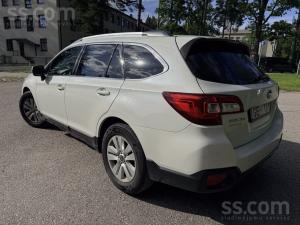 White Subaru Outback 2015 in Riga, with an engine capacity of 2.00 L and mileage of 278 thousand km for 10500 €, photo 7 on AUTOMOTO.COM.LV