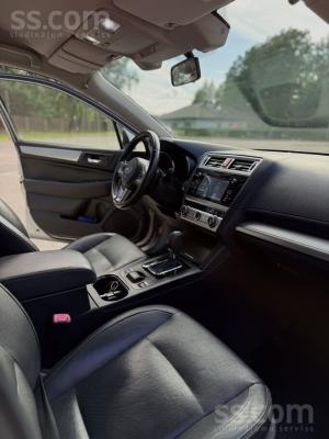 White Subaru Outback 2015 in Riga, with an engine capacity of 2.00 L and mileage of 278 thousand km for 10500 €, photo 13 on AUTOMOTO.COM.LV