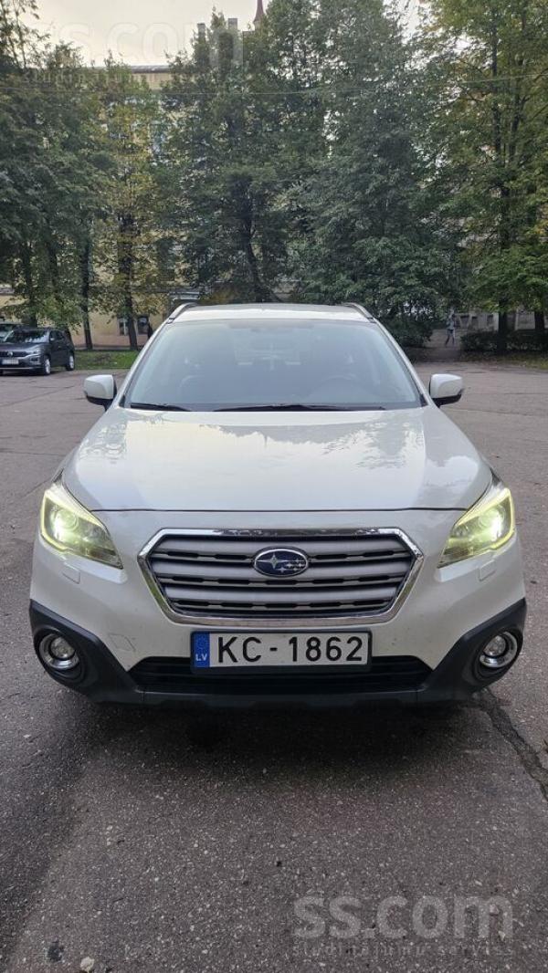 Balts Subaru Outback 2015 Rīga, ar dzinēja tilpumu 2.50 L un nobraukumu 317 tūkst. km par 10500 €, foto 1 vietnē AUTOMOTO.COM.LV