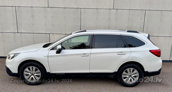 White Subaru Outback 2015 in Tallinn, with an engine capacity of 2.00 L and mileage of 241 thousand km for 8999 €, photo 6 on AUTOMOTO.COM.LV