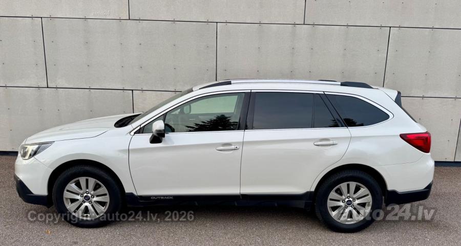 Balts Subaru Outback 2015 Tallina, ar dzinēja tilpumu 2.00 L un nobraukumu 241 tūkst. km par 8999 €, foto 6 vietnē AUTOMOTO.COM.LV